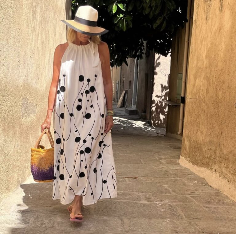 Patron blouse-robe Paréo – clematisse pattern